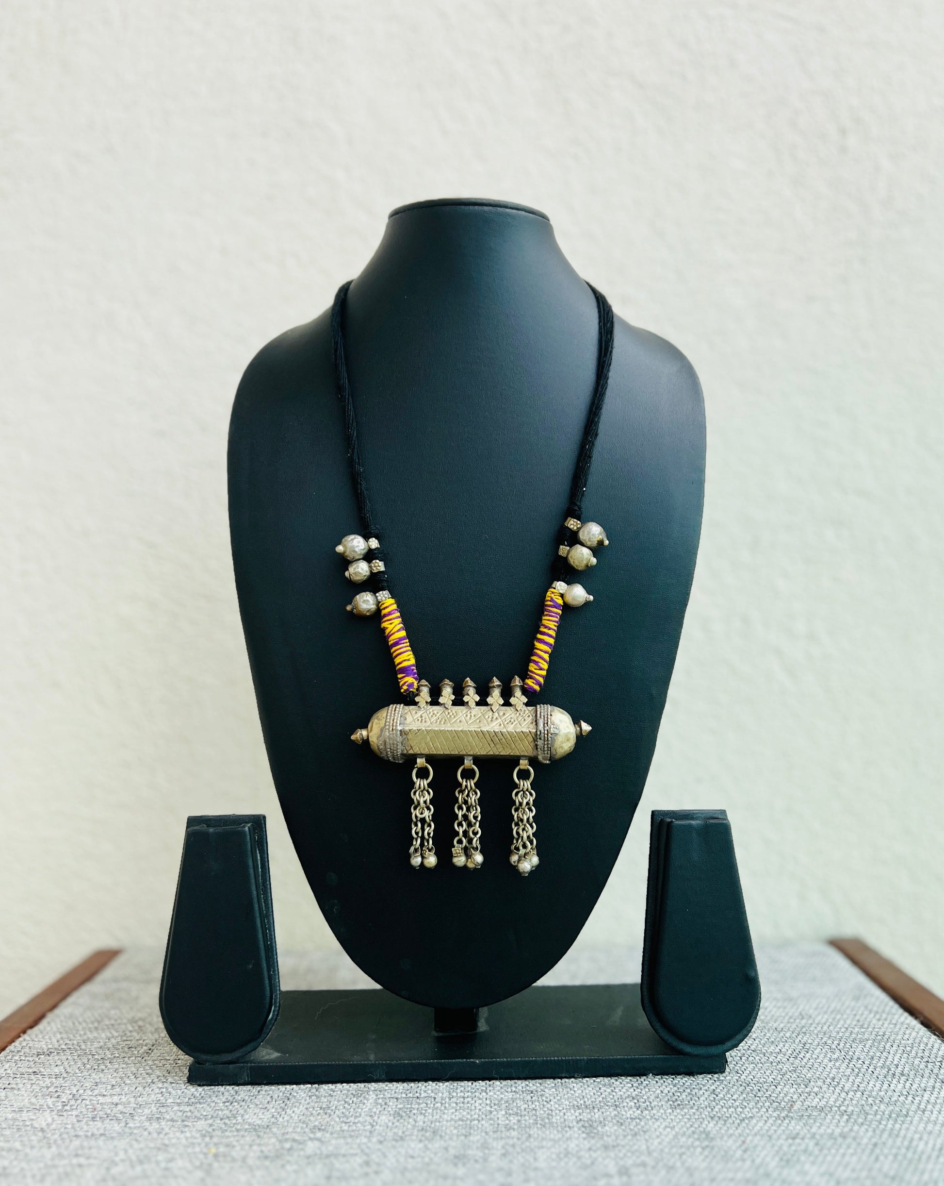 Taaviz Afghan Necklace | Riwaiyat